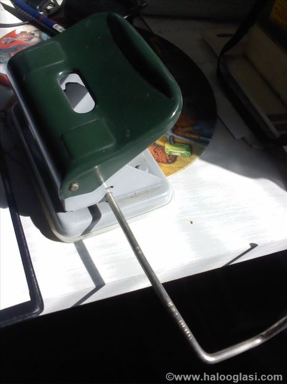 Busac papira sa granicnikom, neznatno korisceno | Halo Oglasi