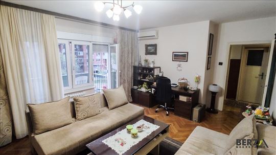 Prodaja stanova Liman 1 | Halo oglasi