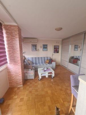 Prodaja stanova Zvezdara Konjarnik | Halo oglasi