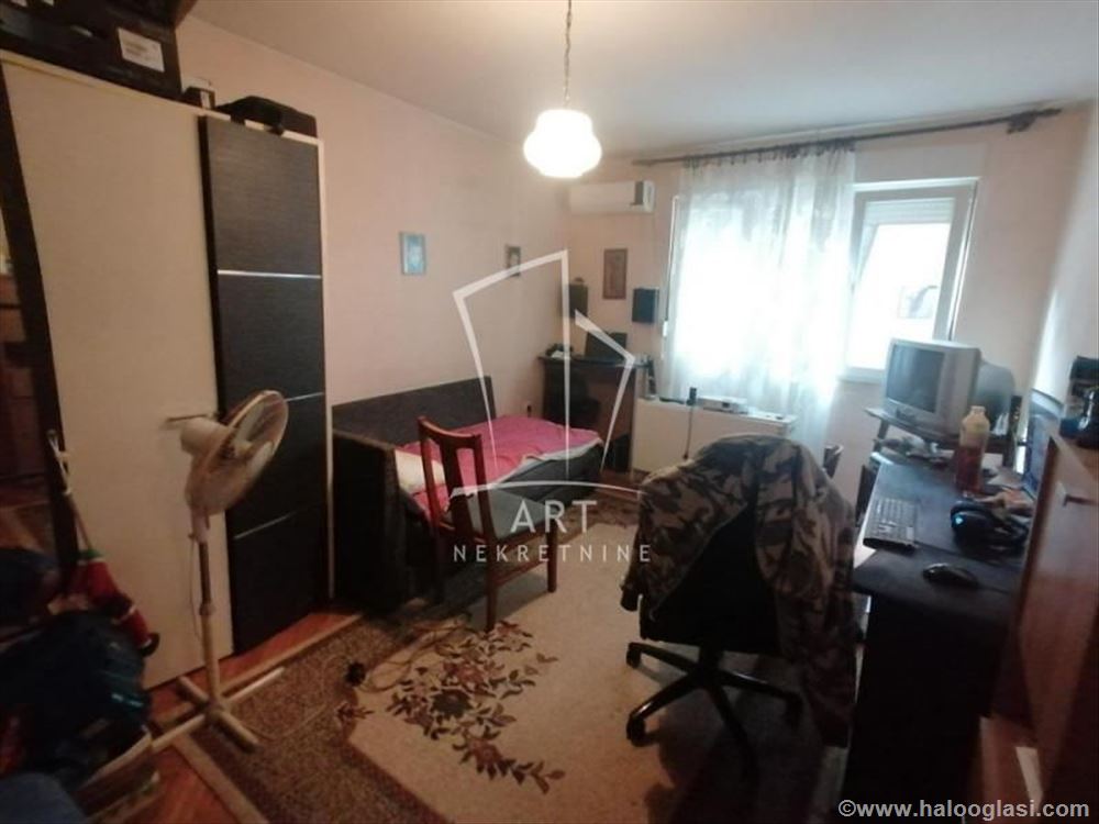 Karaburm, Husinskih rudara, 63m2 ID#3520 | Halo Oglasi