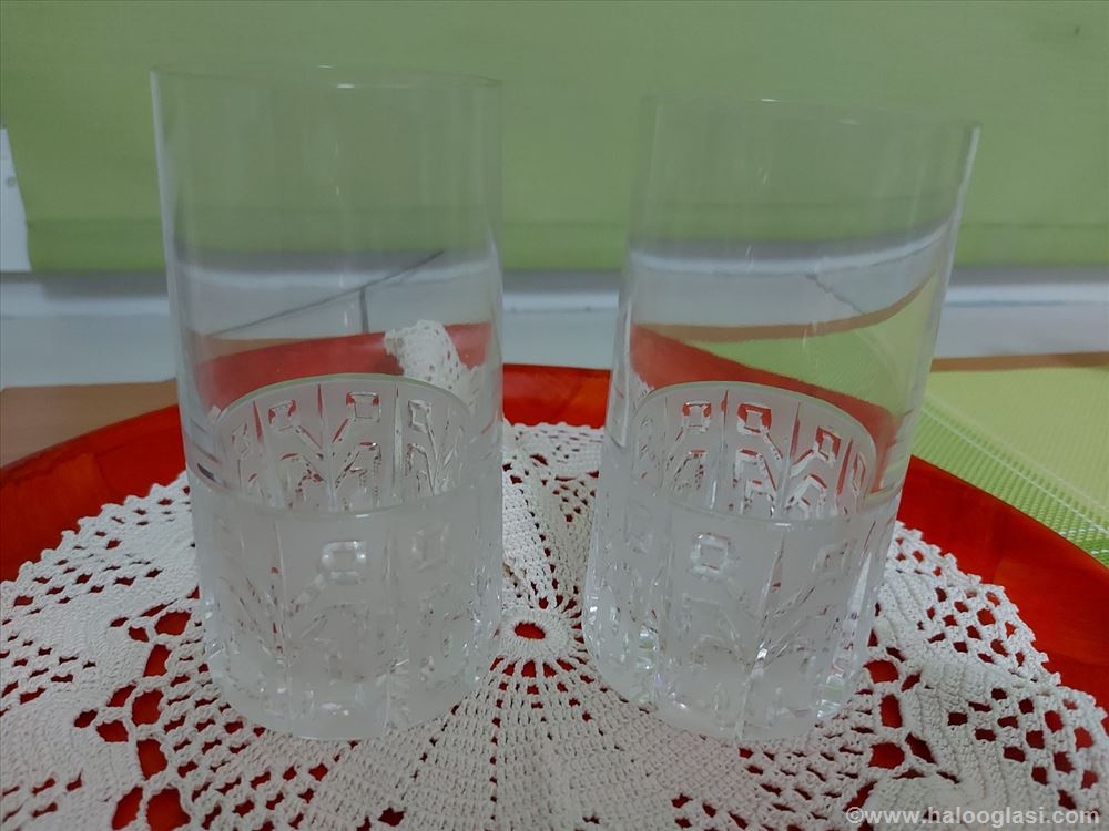 Kristalne čaše za sok ili pivo | Halo Oglasi