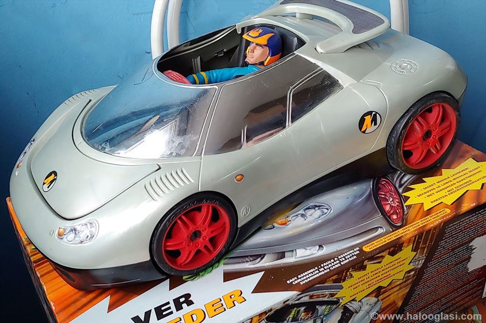Silver Speeder Auto 1998 i Action Man | Halo Oglasi