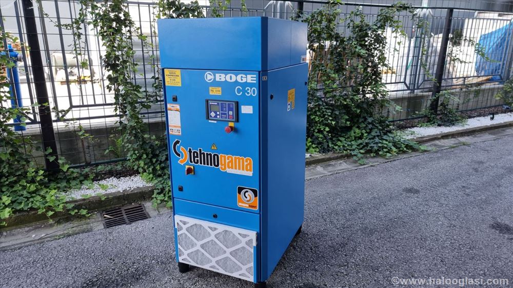 Polovan vijčani kompresor BOGE C 30 - 10 bar | Halo Oglasi