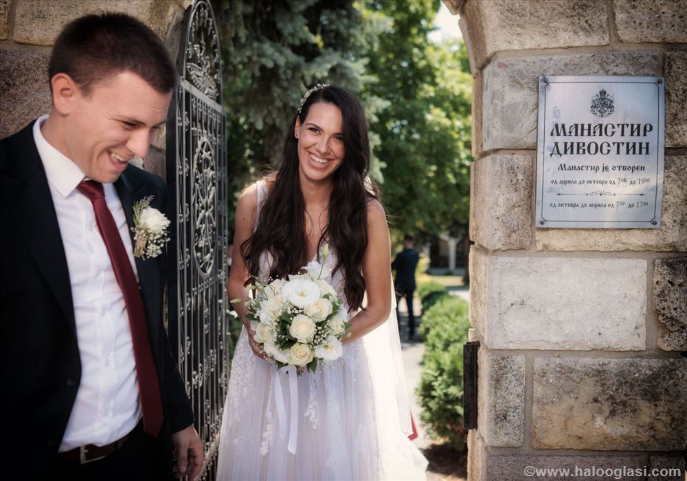 Fotografisanje i snimanje vencanja, rodjendana... | Halo Oglasi