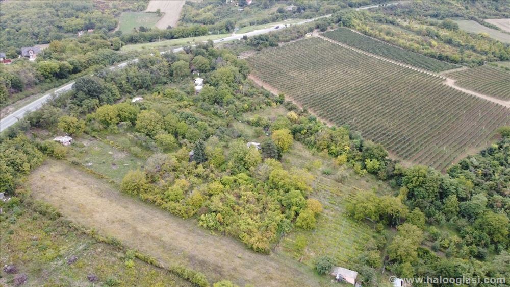 Banstol gradjevinsko zemljiste 1500m2 | Halo Oglasi