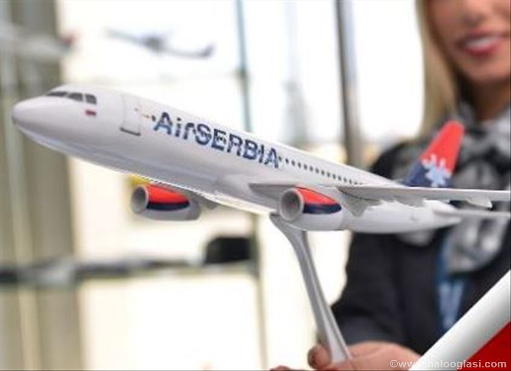 Veliki model aviona Airserbia Airbus A320 | Halo Oglasi