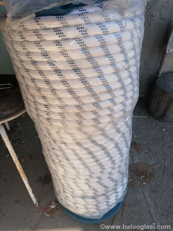 Kanap od polipropilena od 18 mm novo | Halo Oglasi