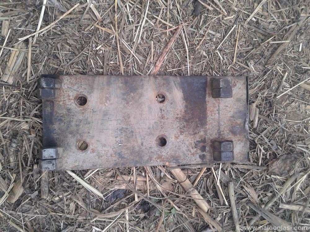 Ploča za traktor imt 558 | Halo Oglasi