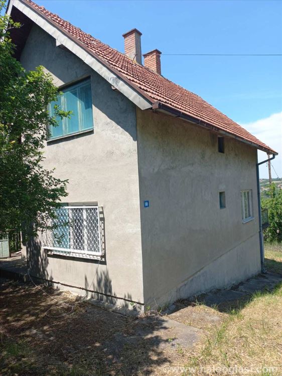 Vranić 170m2, uknjiženo, 16 ari | Halo Oglasi