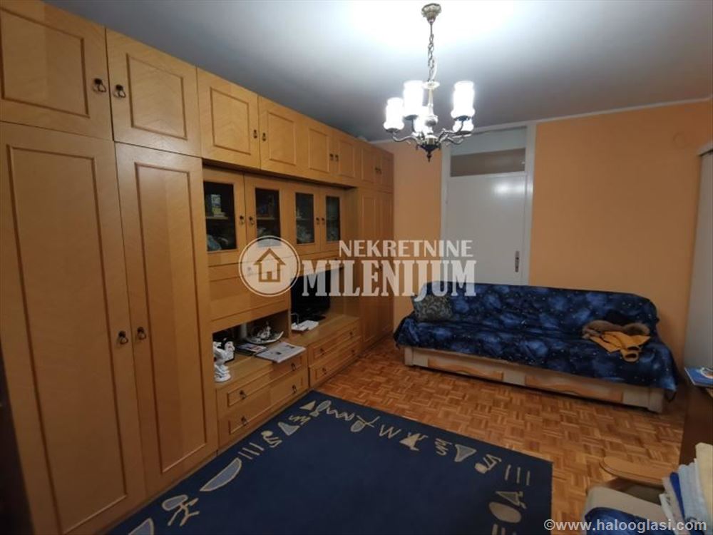 2.5.stan u Zemunu bez ulaganja ID#1276 | Halo Oglasi