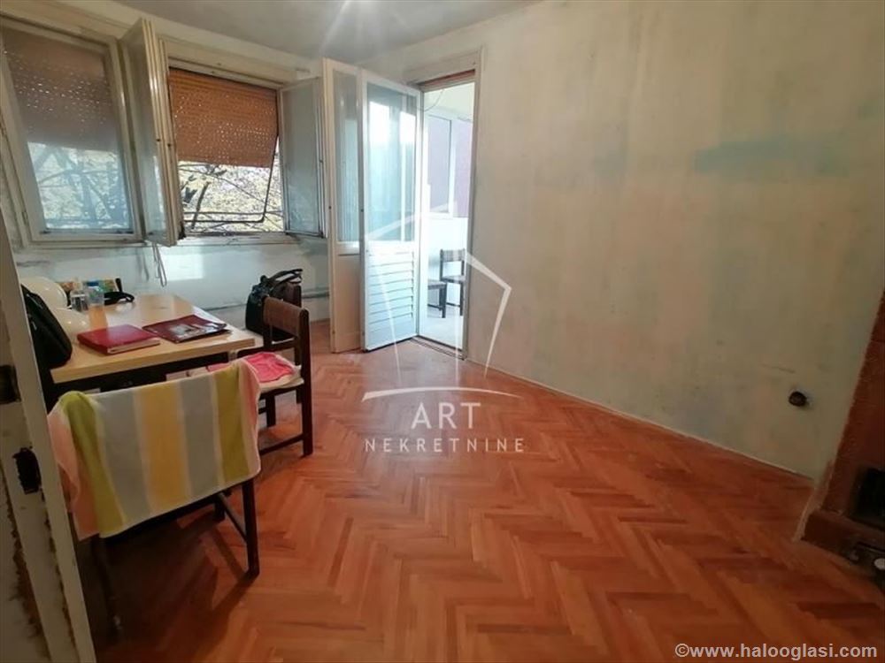 Karaburma, Husinskih rudara, 50m2 ID#3996 | Halo Oglasi