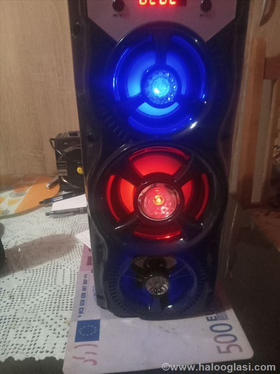 Prodajem blutut zvucnik | Halo Oglasi