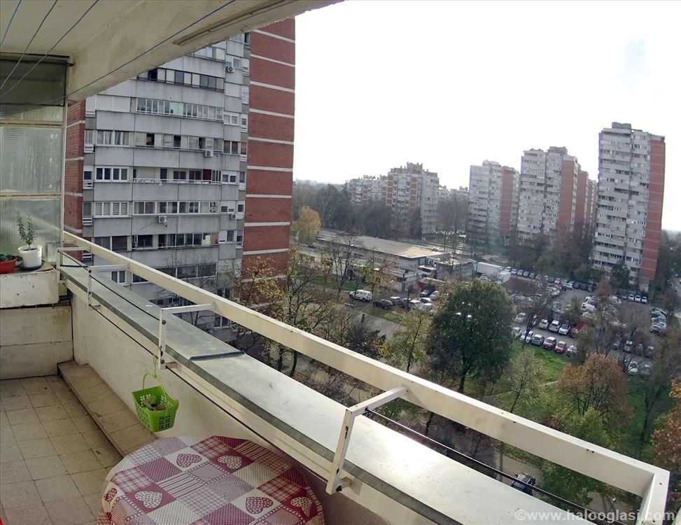 Blok 45, adaptibilan u 2.5 | Halo Oglasi