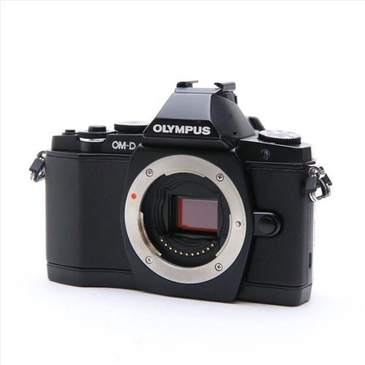 Olympus E-M5 telo (IBIS stabilizacija) + objektivi | Halo Oglasi