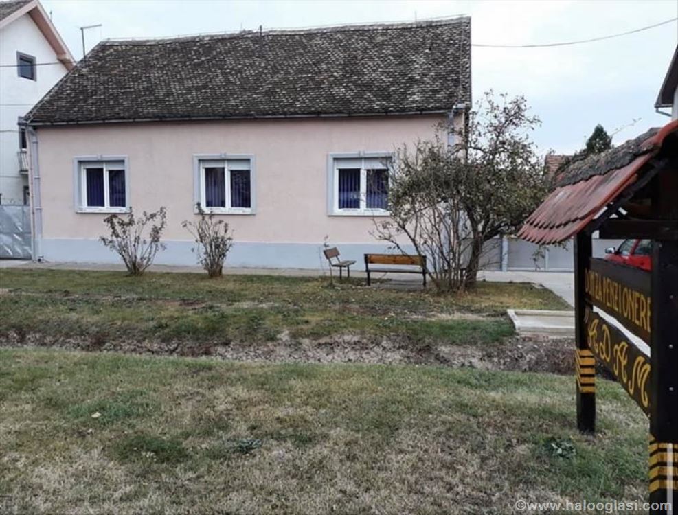 Kovačica, dom za stara lica | Halo Oglasi