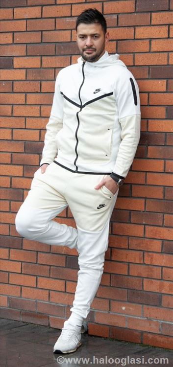 Nike Tech Fleece komplet | Halo Oglasi