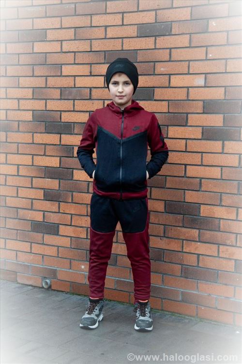 Dečija trenerka tech fleece komplet | Halo Oglasi