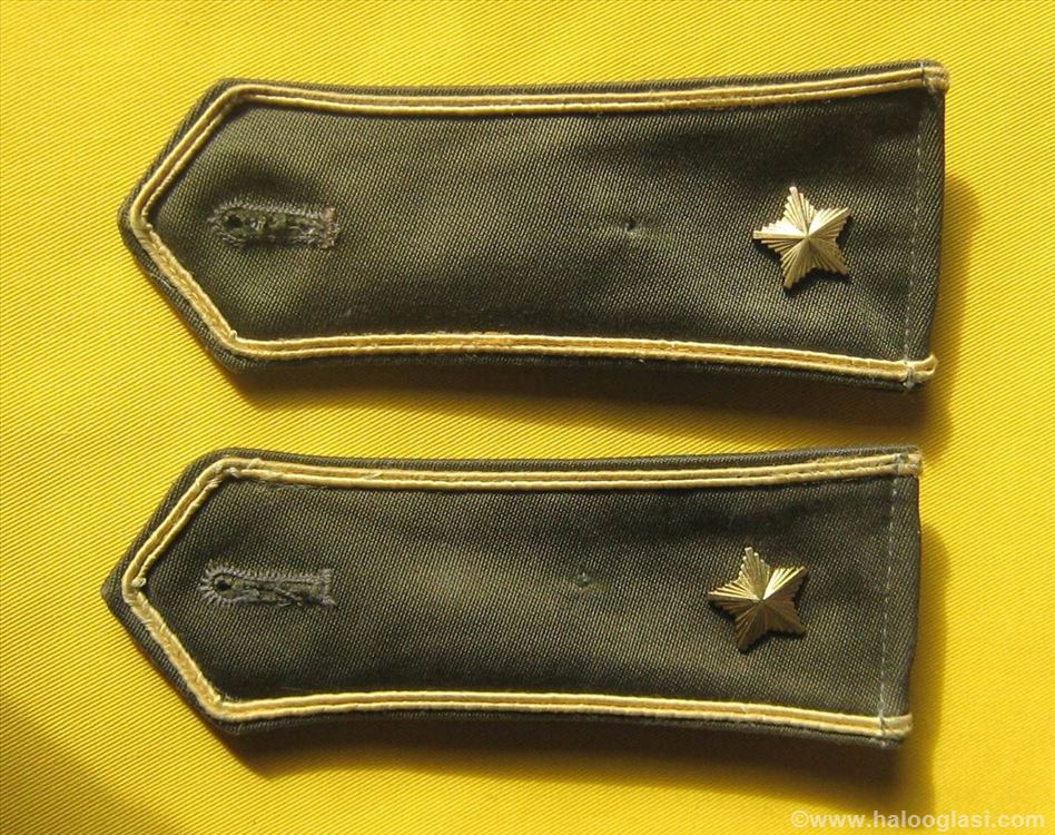 Oficirske epolete: potporučnik | Halo Oglasi