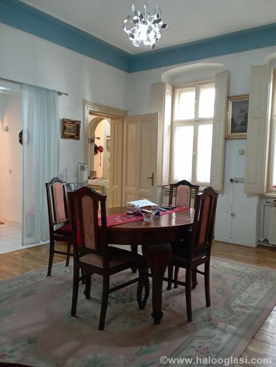 Stari Grad, lux, salonac, 3,0, 76m2, dva parking m | Halo Oglasi