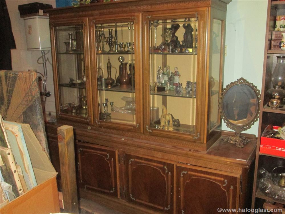Starinska dvodelna vitrina | Halo Oglasi