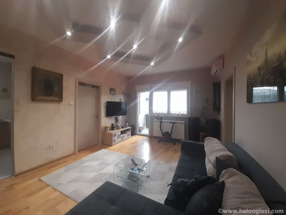 Prodaja, Dvoiposoban Stan, Novogradnja U Zemunu, P | Halo Oglasi