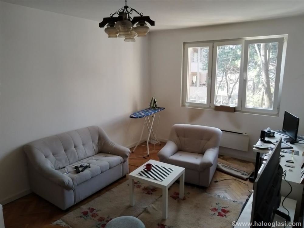 Karaburma, Husinskih rudara, 43m2 | Halo Oglasi