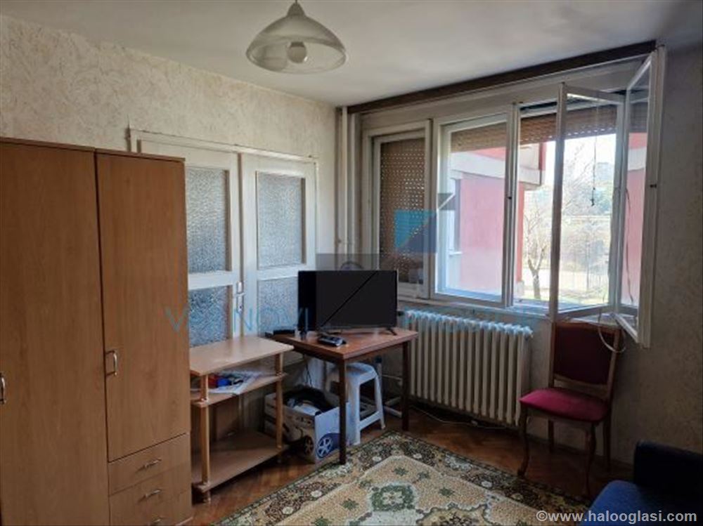 TC Stadion, crveni soliter, 45m2 jednoiposoban ukn | Halo Oglasi