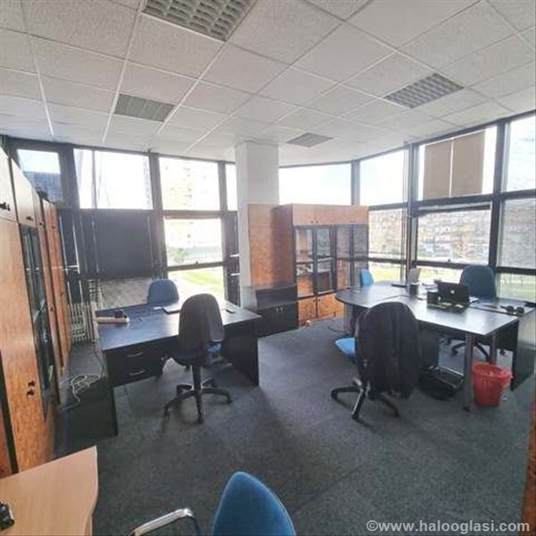 Lokal Stari Merkator, 33m2, odličan | Halo Oglasi