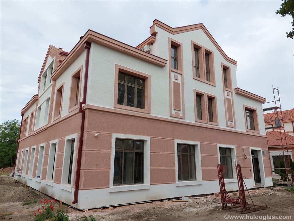 Pikovana fasada | Halo Oglasi