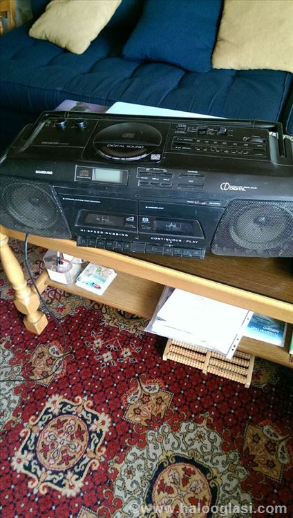 Radio kasetofon i CD Samsung | Halo Oglasi