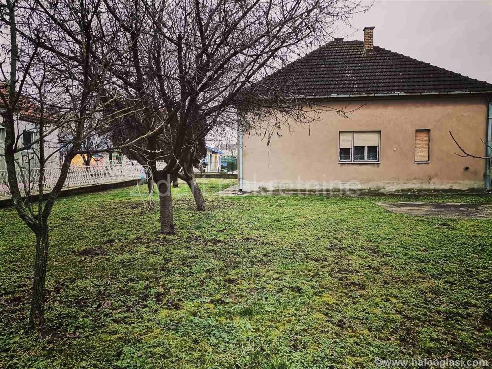 Belegiš, kuća povoljno | Halo Oglasi