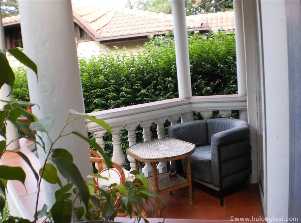 Dedinje, 70 m2, terasa, dvorište, 3.5 soban, uknj. | Halo Oglasi