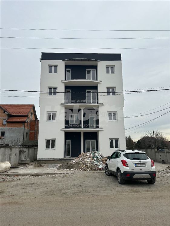 Direktna prodaja uknjizenog stana | Halo Oglasi