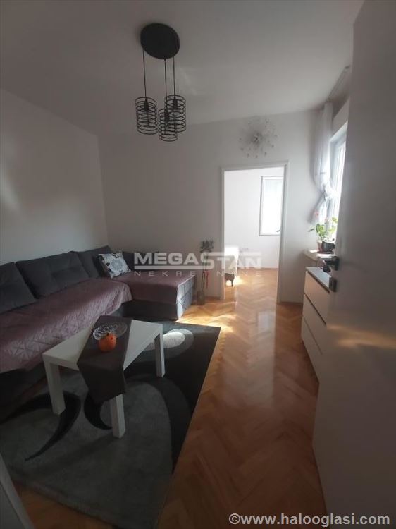 Miljakovac, 39(plus 4m2 lođa)m2, IV, cg, uk. | Halo Oglasi