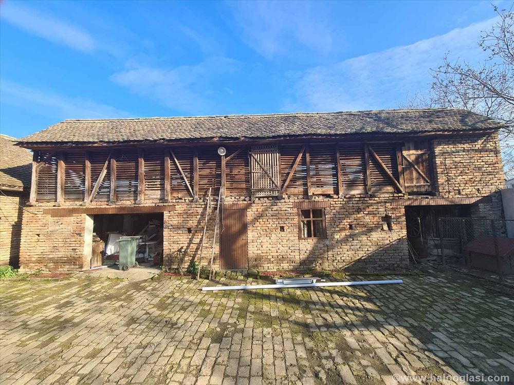 Prodajem ambar | Halo Oglasi