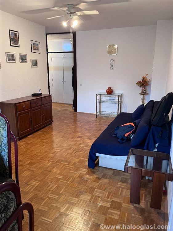 jednoiposoban blok 44 | Halo Oglasi