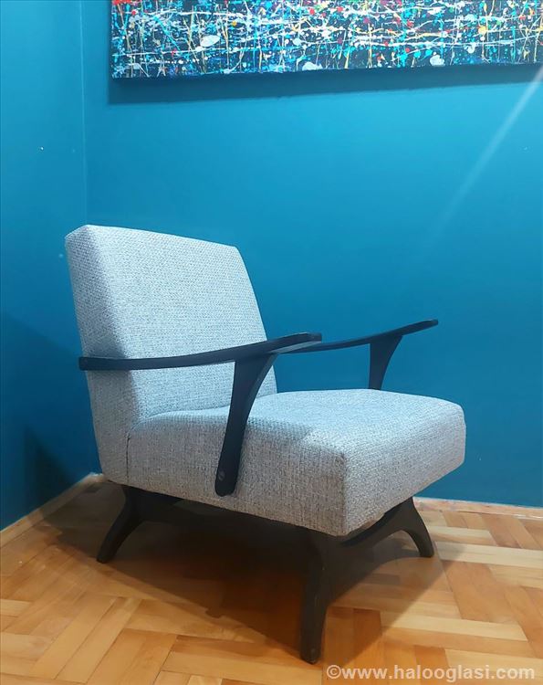Fotelja retro | Halo Oglasi