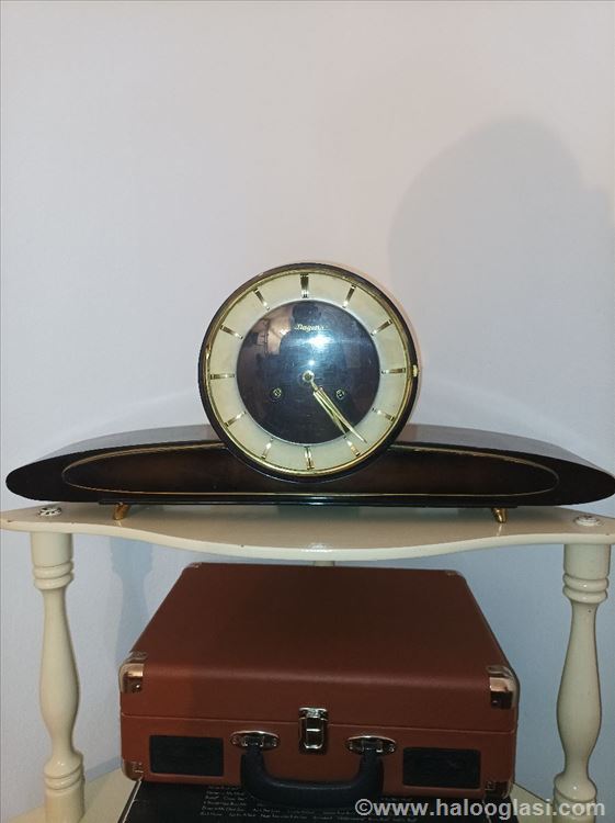 Dugena kaminski sat XX vek | Halo Oglasi