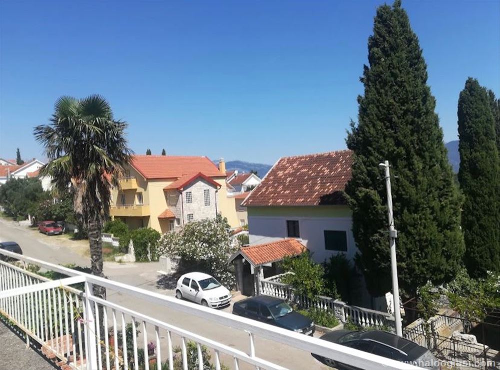 Crna Gora, Radovići, apartman | Halo Oglasi