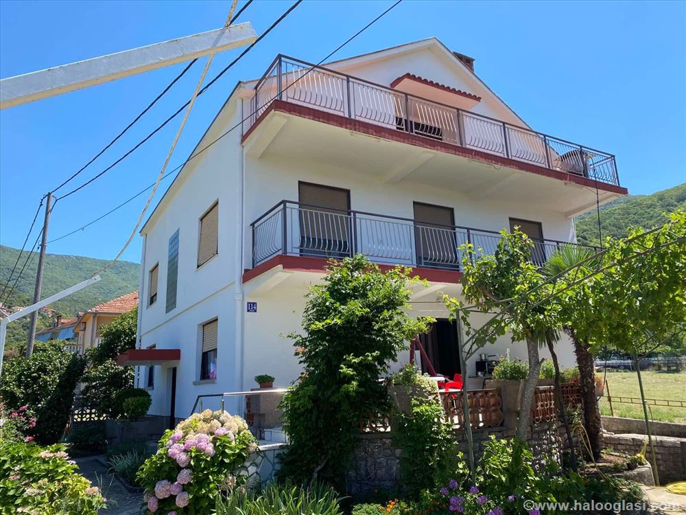 Crna Gora, Zelenika, kuća za odmor | Halo Oglasi
