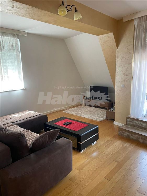 Direktna prodaja stana na atraktivnoj lokaciji | Halo Oglasi