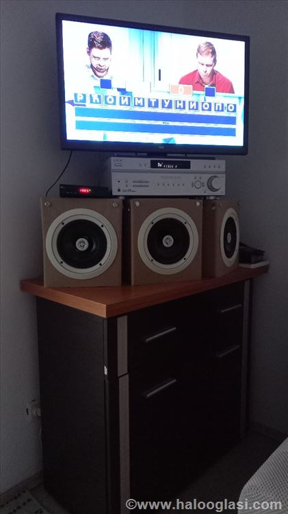 TV,zvučnici,pojačalo,komoda | Halo Oglasi