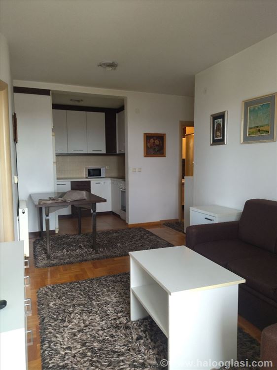 Medak - Dr Čedomira Đurđevića 43m2 | Halo Oglasi