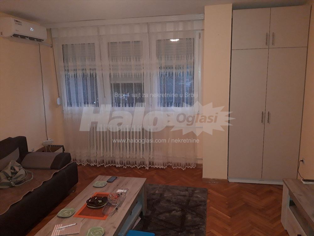 Konjarnik Ustanicka | Halo Oglasi