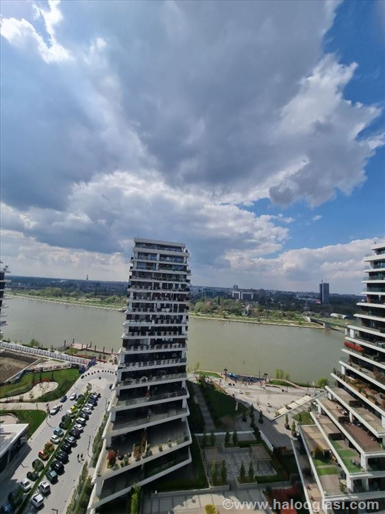 Beograd na vodi.BW Terra,4.o.pogled na reku,sjajno | Halo Oglasi