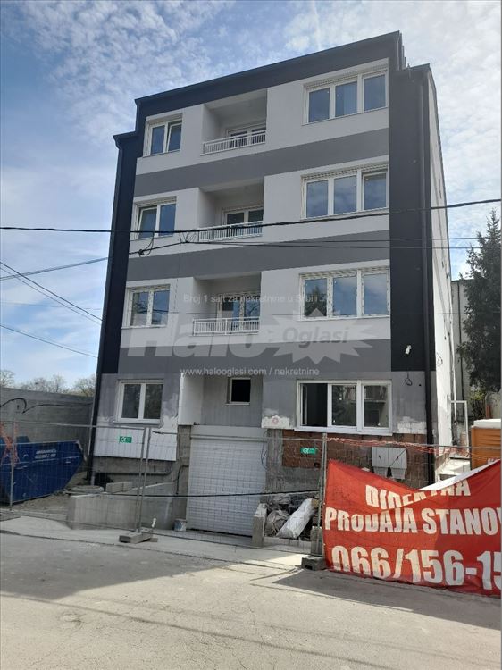 Kluz, Koste Trifkovića 40m2 , Bez provizije | Halo Oglasi