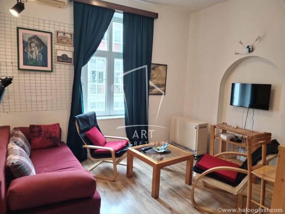 Salonac, na odličnoj lokaciji ID#5330 | Halo Oglasi