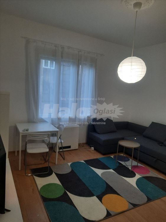 Garsonjera, Decanska | Halo Oglasi