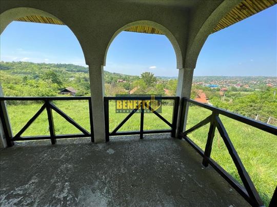 Kuće na prodaju Umčari | Halo oglasi