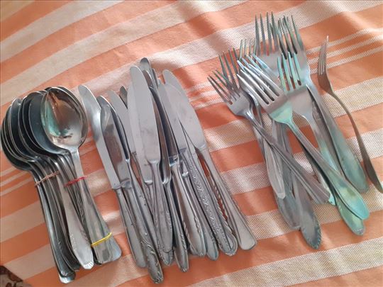 Escajg | Halo oglasi